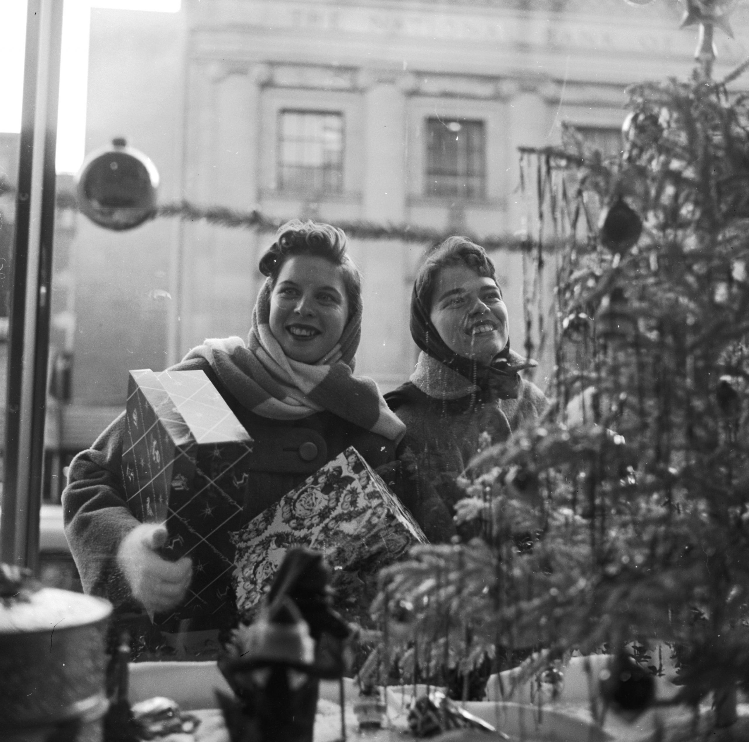 Christmas, 1963 - Wednesday Journal