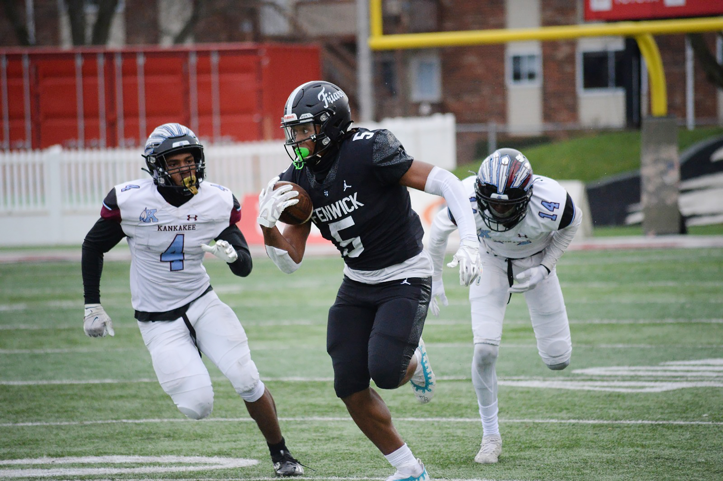 Fenwick steamrolls Kankakee for first football state title - Wednesday ...