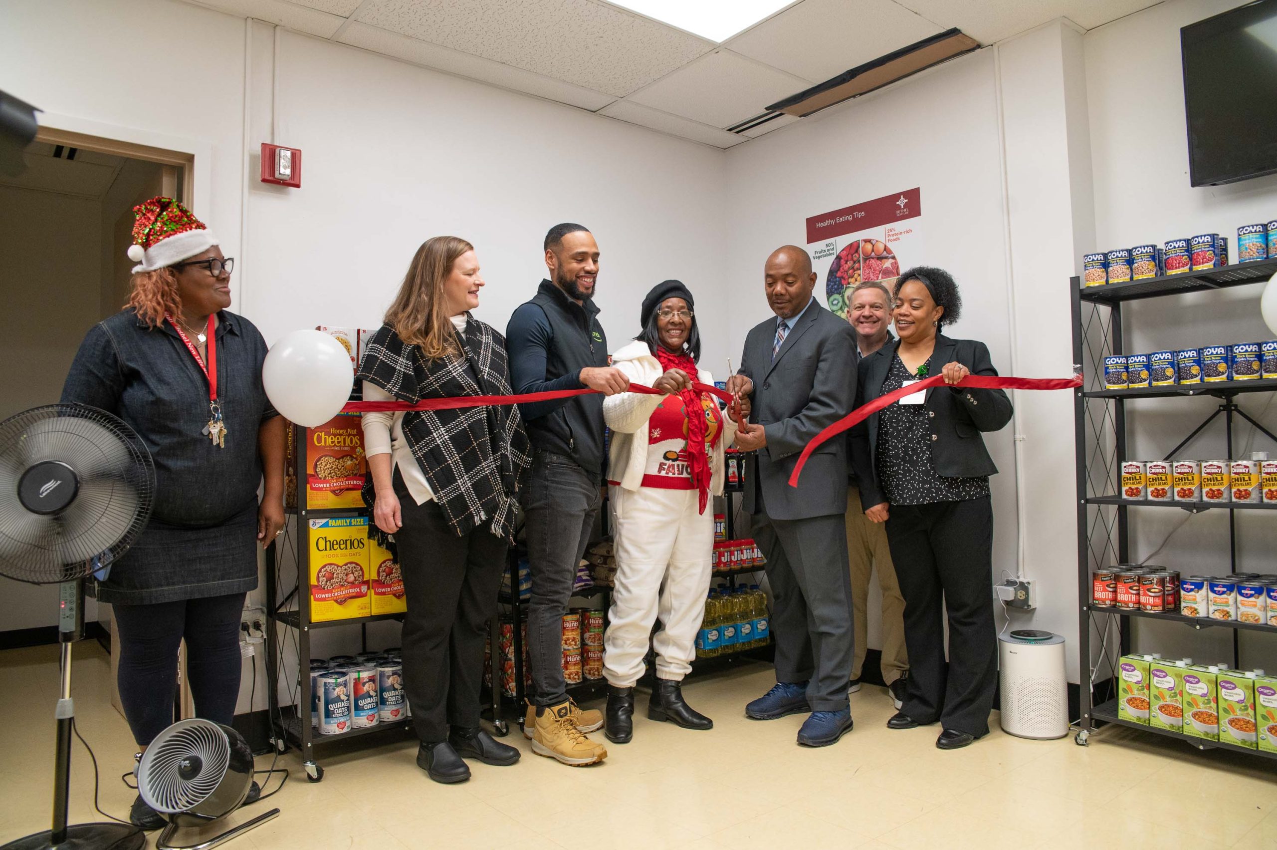 Austin’s Bethel New Life opens new pantry amid realignment - Wednesday ...