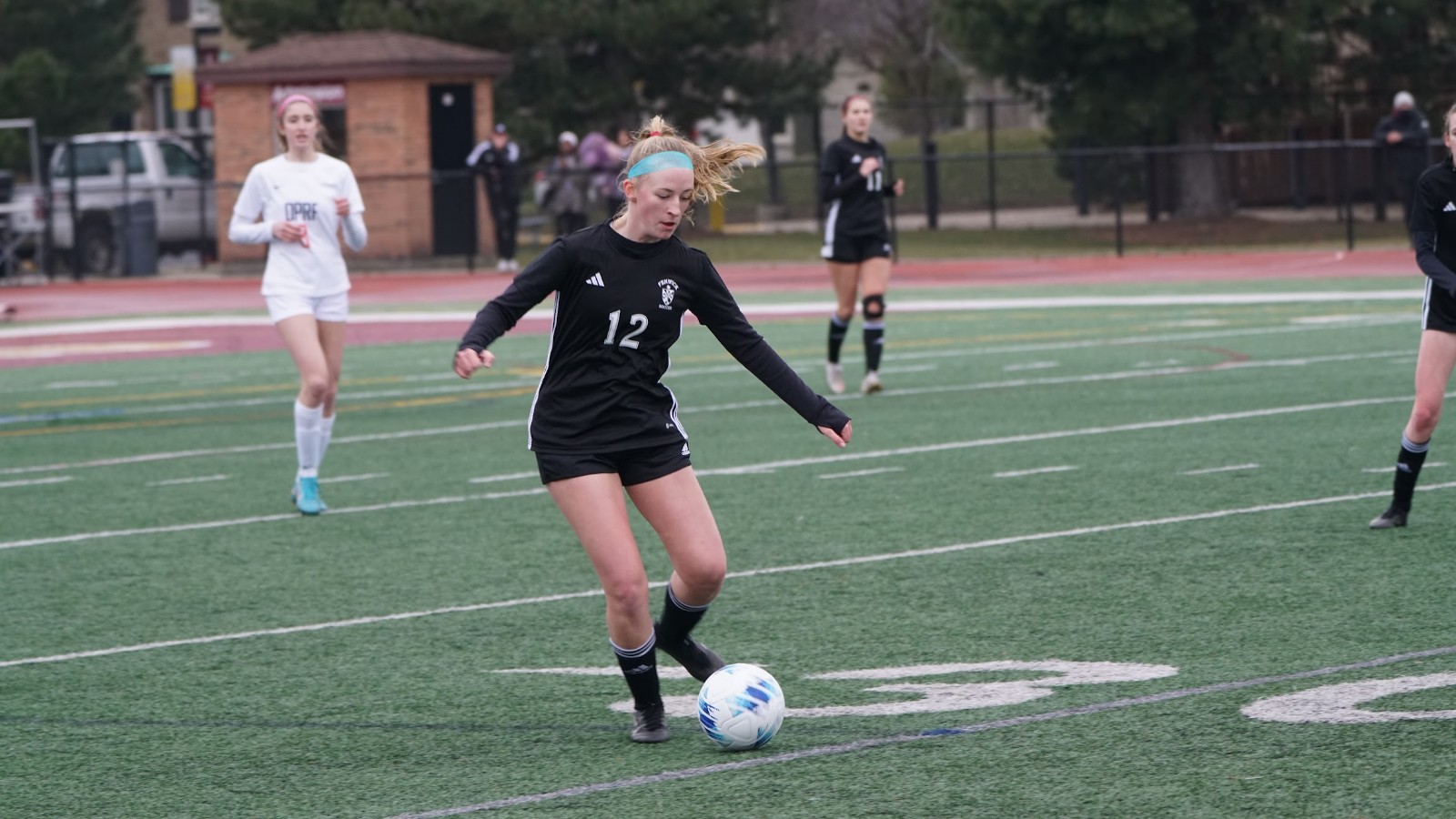 Fenwick girls win to advance to IHSA sectional semis - Wednesday Journal