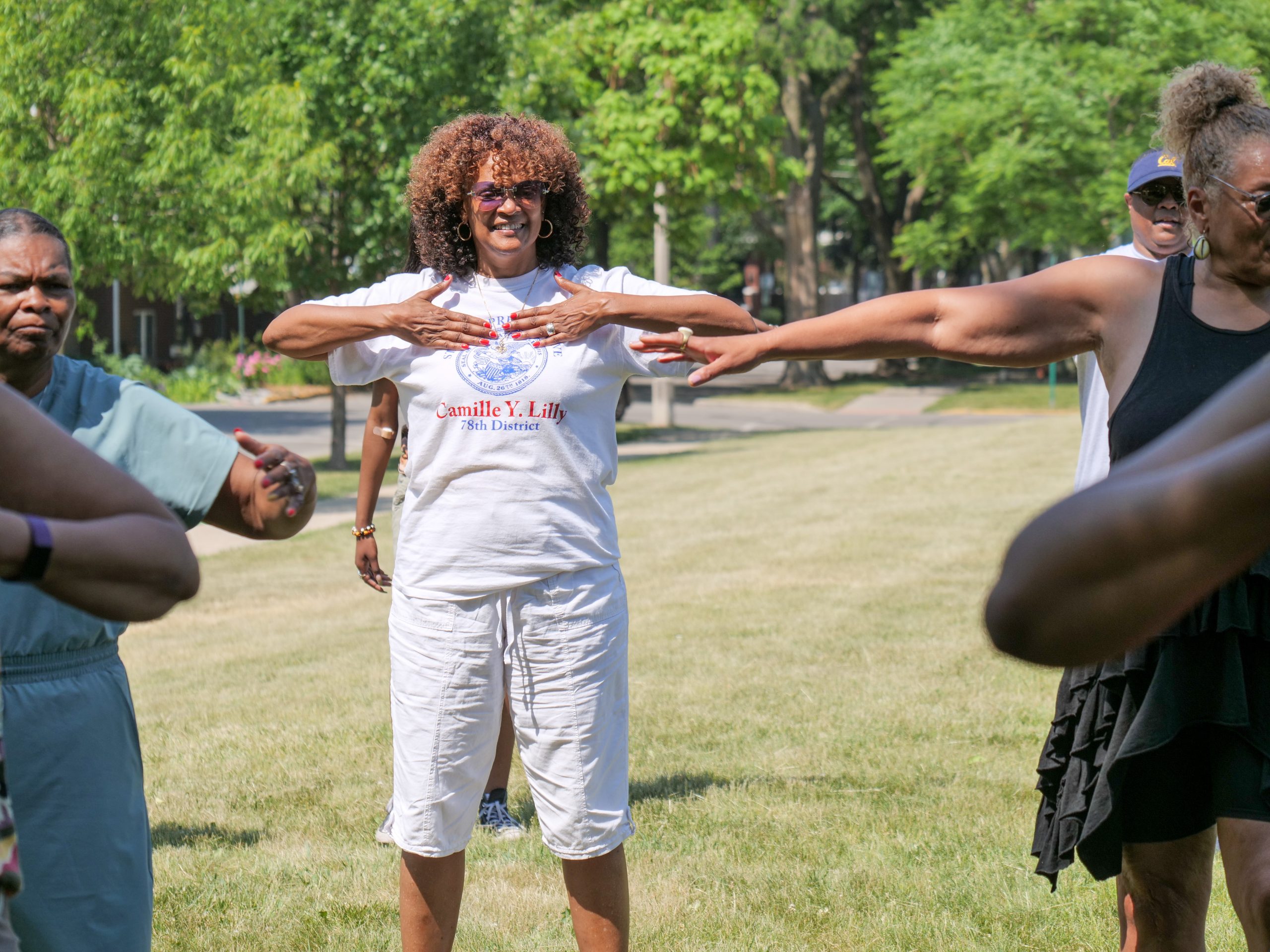 ‘Move with the Mayor’ brought the moves to Oak Park - Wednesday Journal