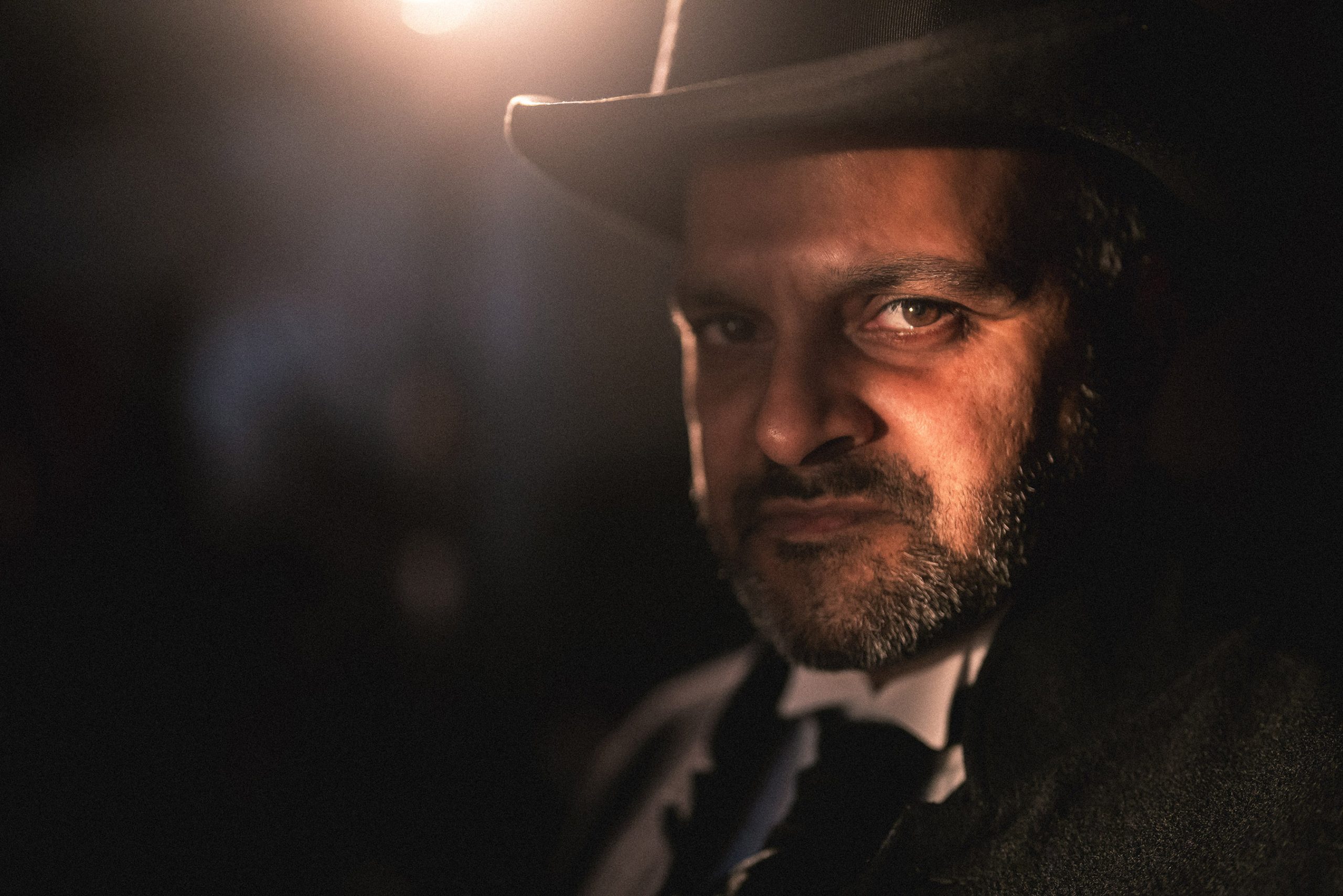 Oak Park actor lands a lead role in ‘Lehman Trilogy’ - Wednesday Journal