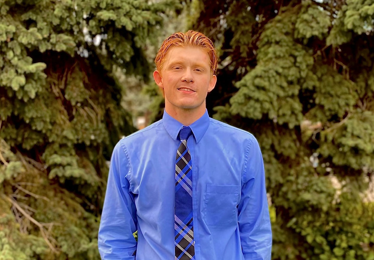 Spencer Walker takes over Fenwick boys’ swimming program - Wednesday Journal