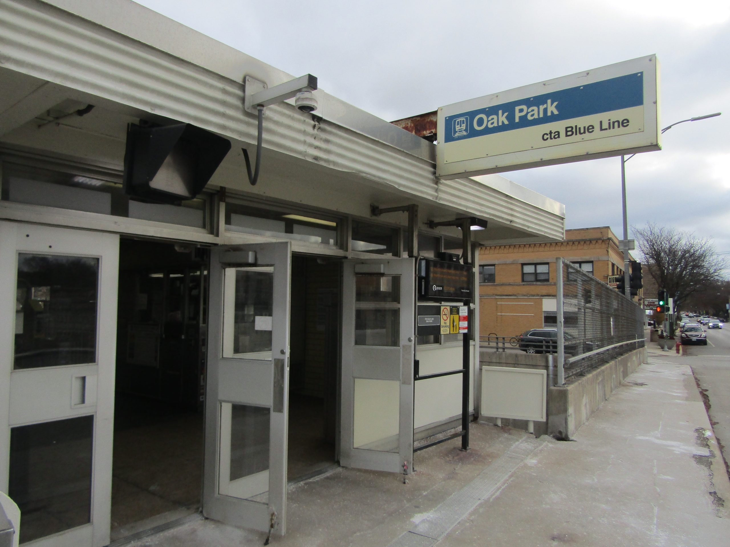 CTA expands homeless outreach to Blue Line’s Forest Park branch ...