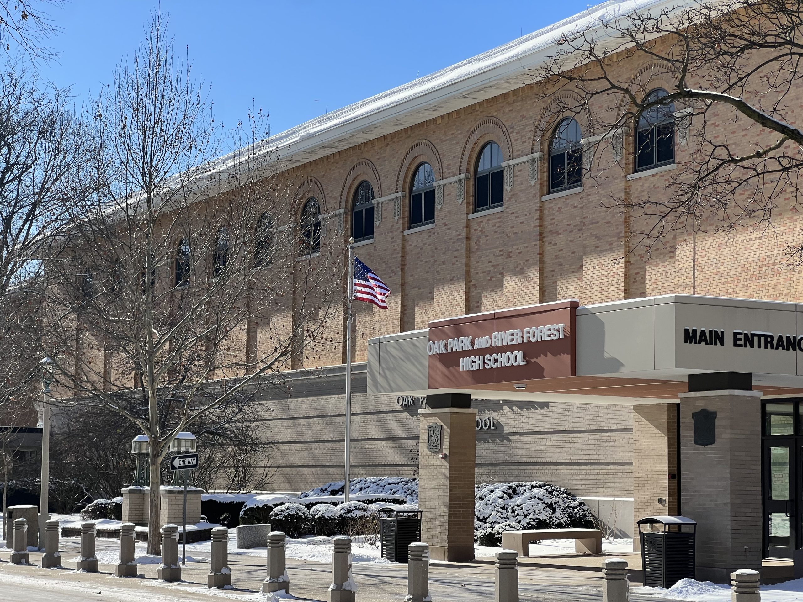 OPRF honors late coach with weight room naming - Wednesday Journal