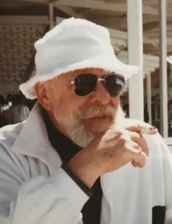 Carl Reisig, 93 - Wednesday Journal