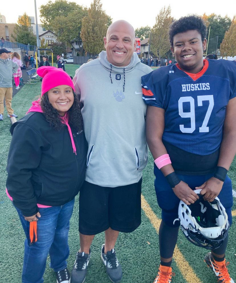 Full fall ahead for Curry - Wednesday Journal